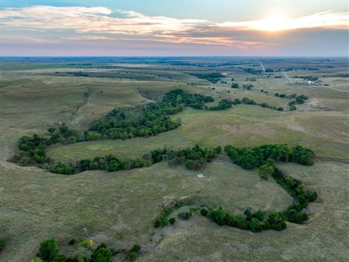 Kansas Ranches for Sale : RANCHFLIP